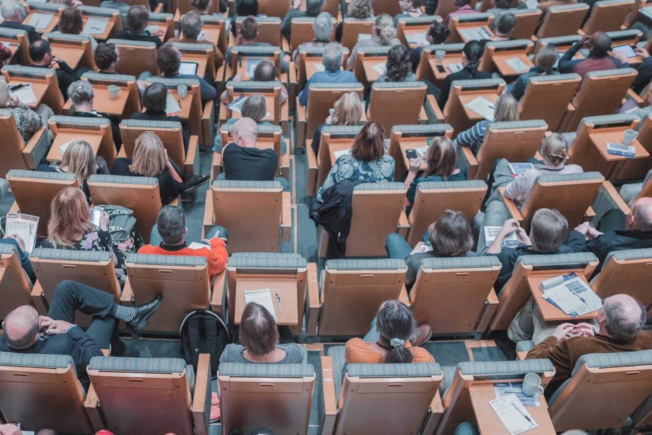 Top Reasons Why You Should Finish College | Abound.college Top Reasons Why You Should Finish College | Abound.college